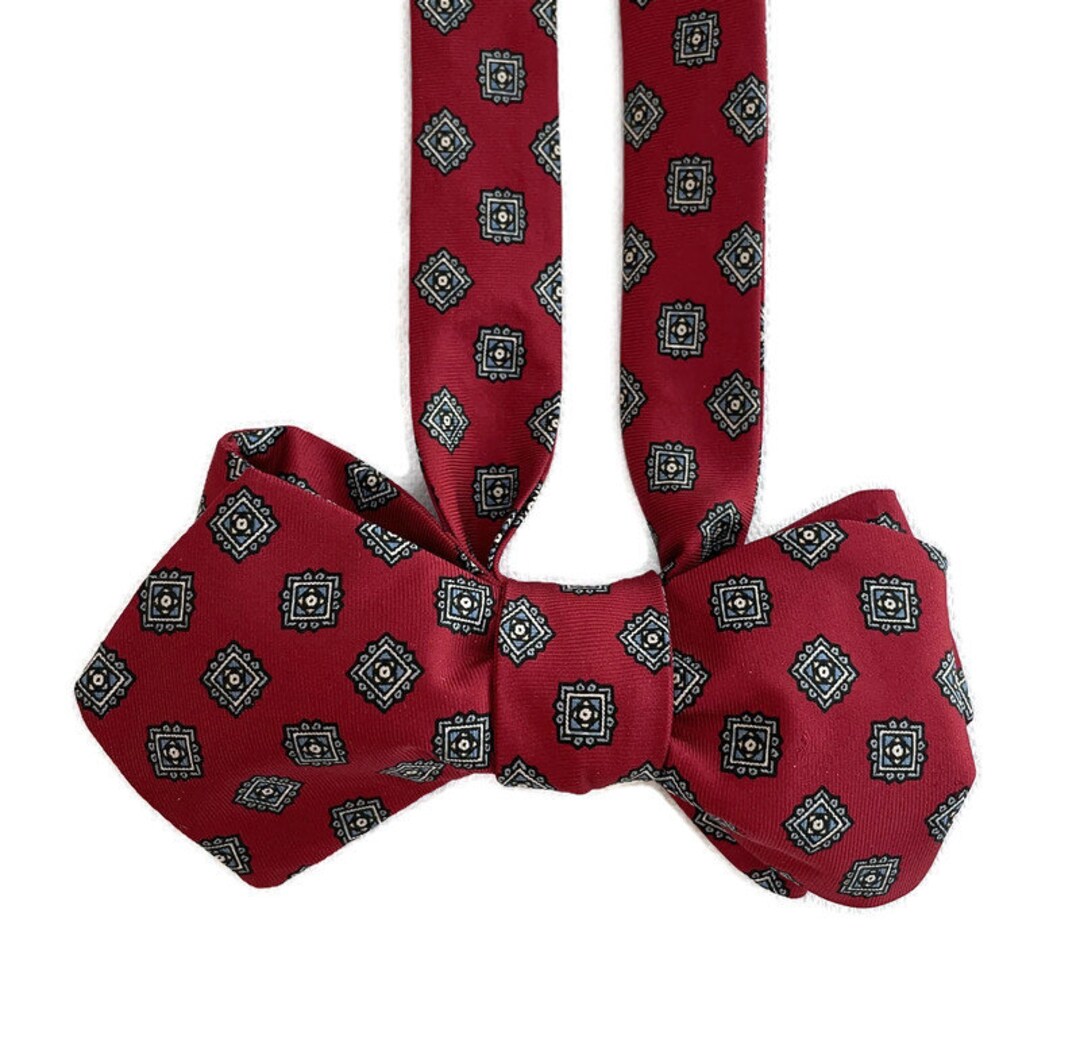Handcrafted Silk Bow Tie - Classic - One-of-a-kind - Self-tie or Pre ...