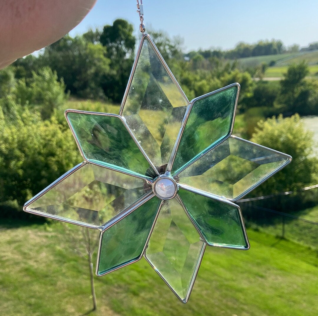 Emerald Starlight - Green & White Snowflake Star Stained Glass ...