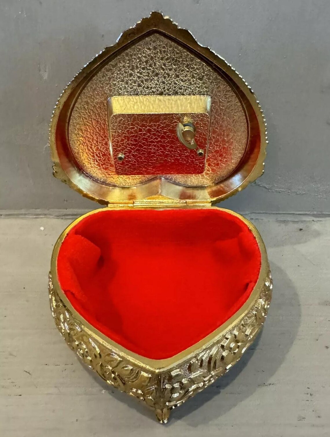 New in Box Vintage Victorian Antimony Musical Jewelry Box. Music Box ...