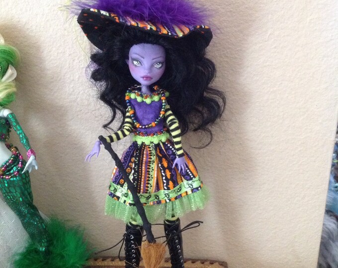 Monster High Repaint. Hazel - Etsy