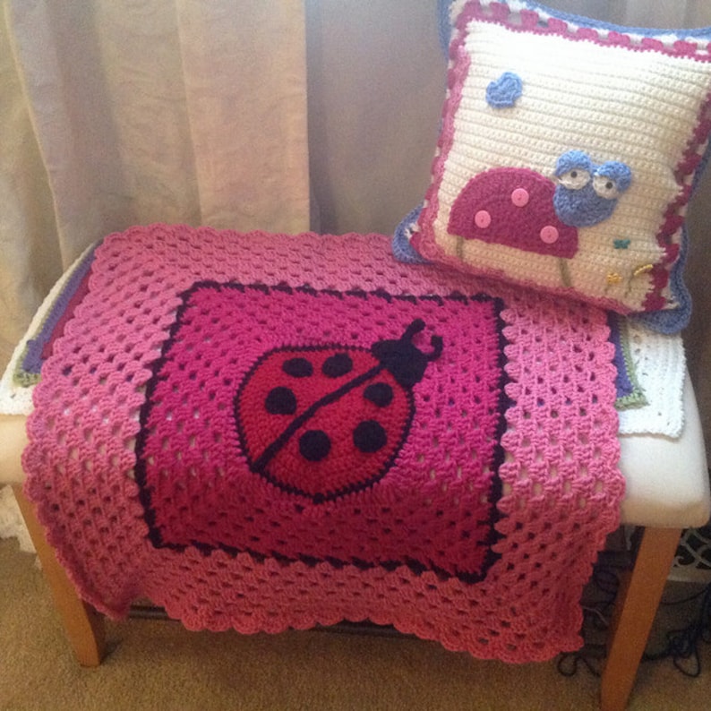 CROCHET PATTERN - Crochet Ladybug Granny Square Blanket - PATTERN - Etsy