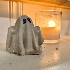 Cement Ghost Figurines, Ghost Decorations, Cute Ghost Decor, Halloween ...