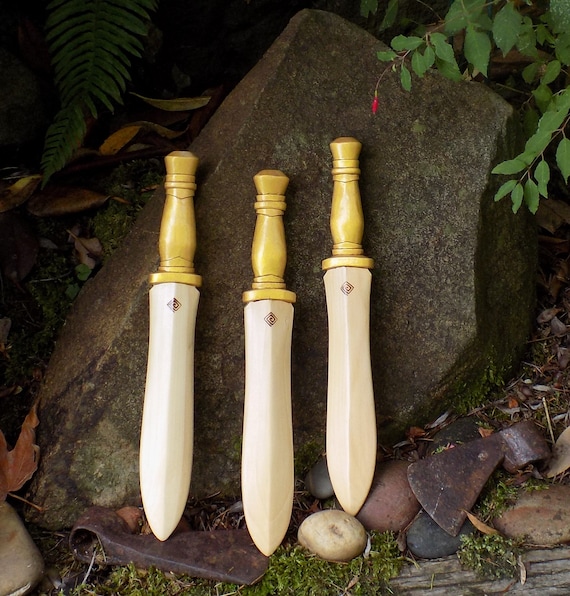 GOLDEN Peter Pan Wood Toy Short Sword - Etsy