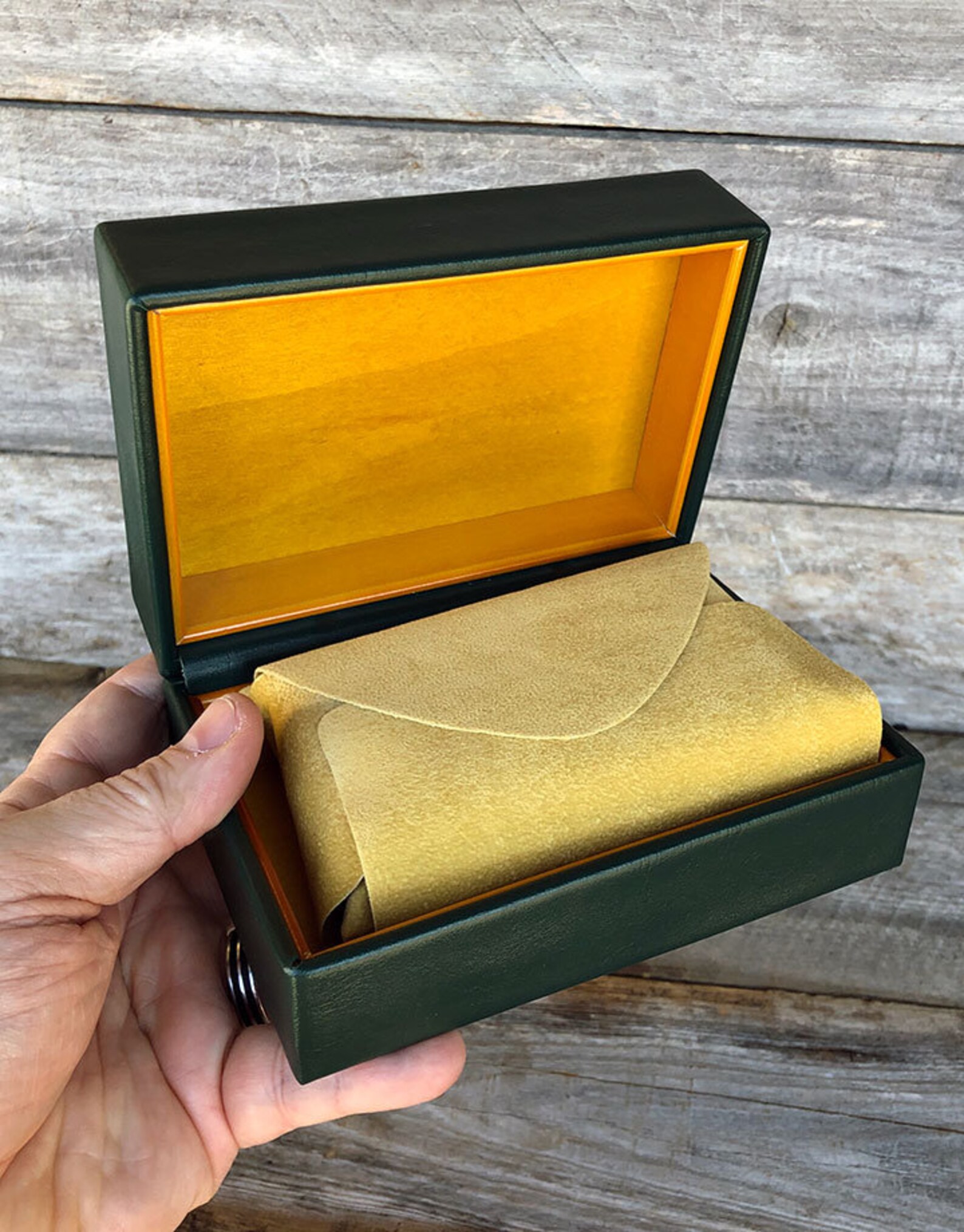 Deluxe Green Faux Leather Watch Box (DBX6000) - Etsy