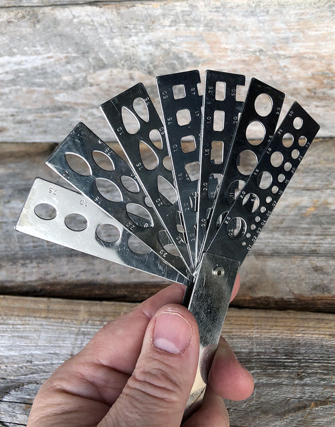 Fan Style Diamond Spread Gauge (35.561) - Etsy
