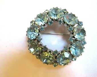 Rhinestone Wreath Brooch - Etsy