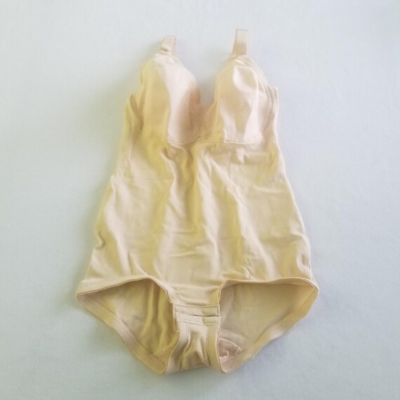 1970s BNIB Playtex Super Look Nude Bodysuit - Gem