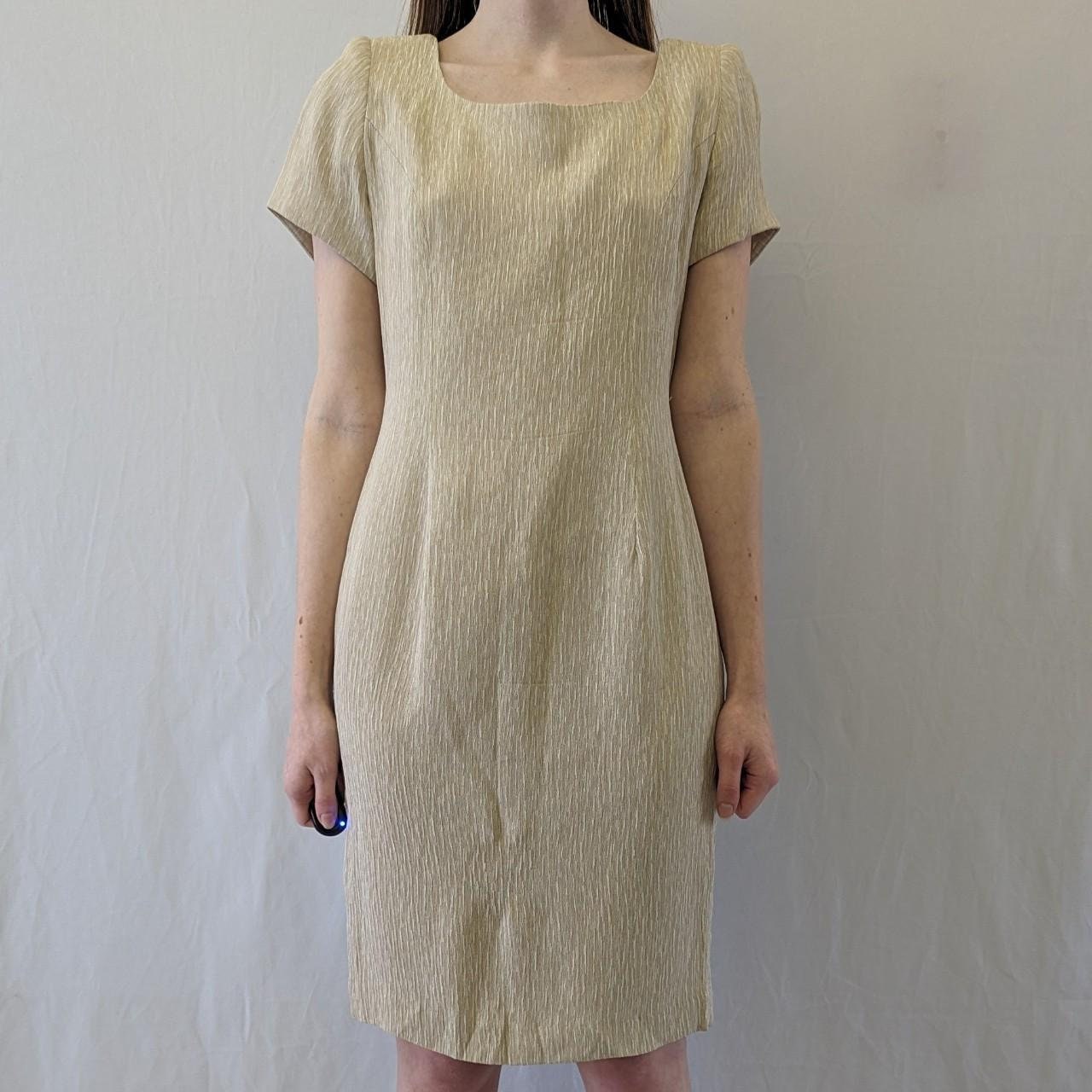 1980s Jackie K Beige and White Textured Short Sleeve Dress 1980s Jackie K Beige and White Textured Short Sleeve Dress