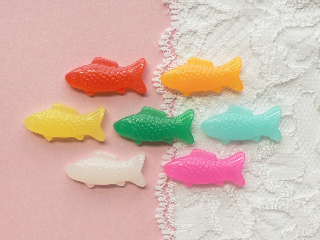 7 Pcs Assorted Realistic Gummy Fish Candy Cabochons - 24x11mm - Etsy