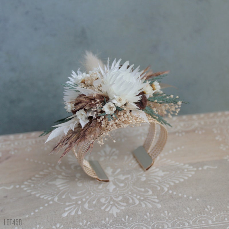 Winter Corsage - Etsy