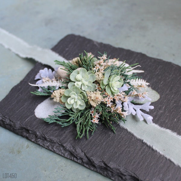 Winter Corsage - Etsy