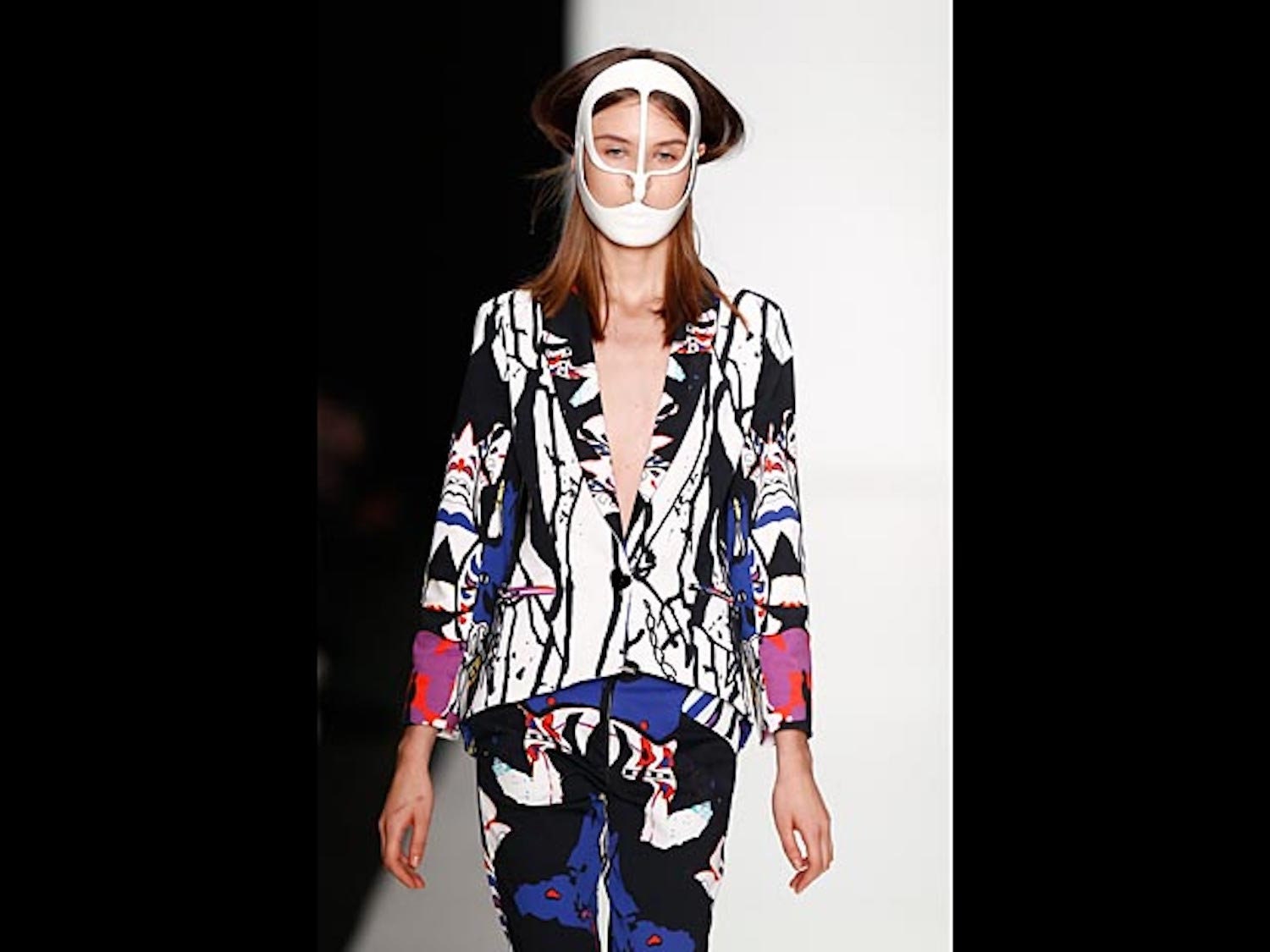 Fashion Mask White Full Face Couture Photo Art Shooting Photographer ...