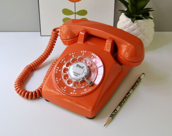 Vintage Rotary Phone Restored and Working, Rotary Dial Desk Phone in ...