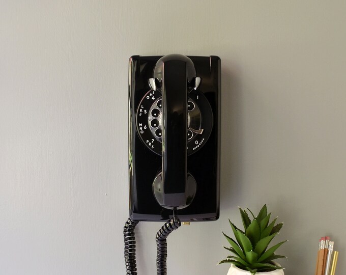 White Princess Phone - Etsy