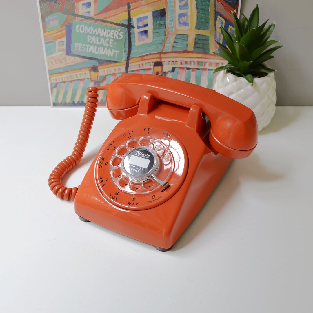 Vintage Rotary Phone Restored and Working, Rotary Dial Desk Phone in ...
