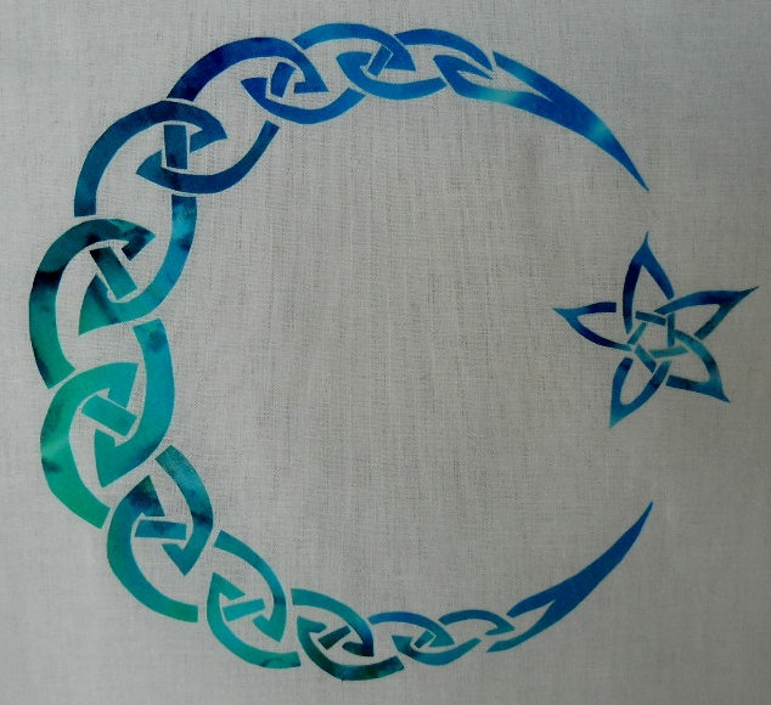 Easy Celtic Moon and Star Knot Quilt Applique Pattern Design - Etsy ...
