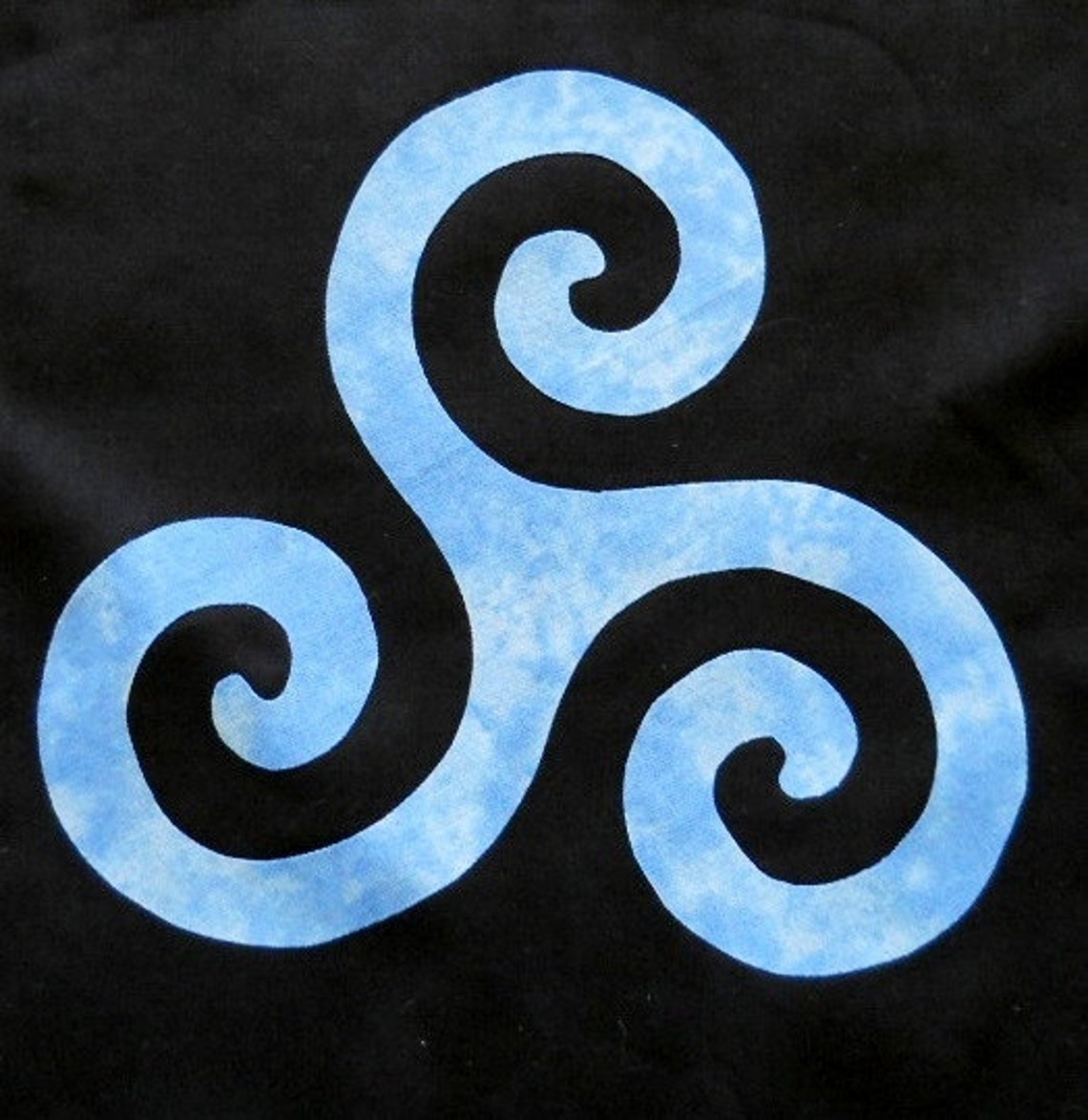 Easy Celtic Triskelion Quilt Applique Pattern Design | Etsy