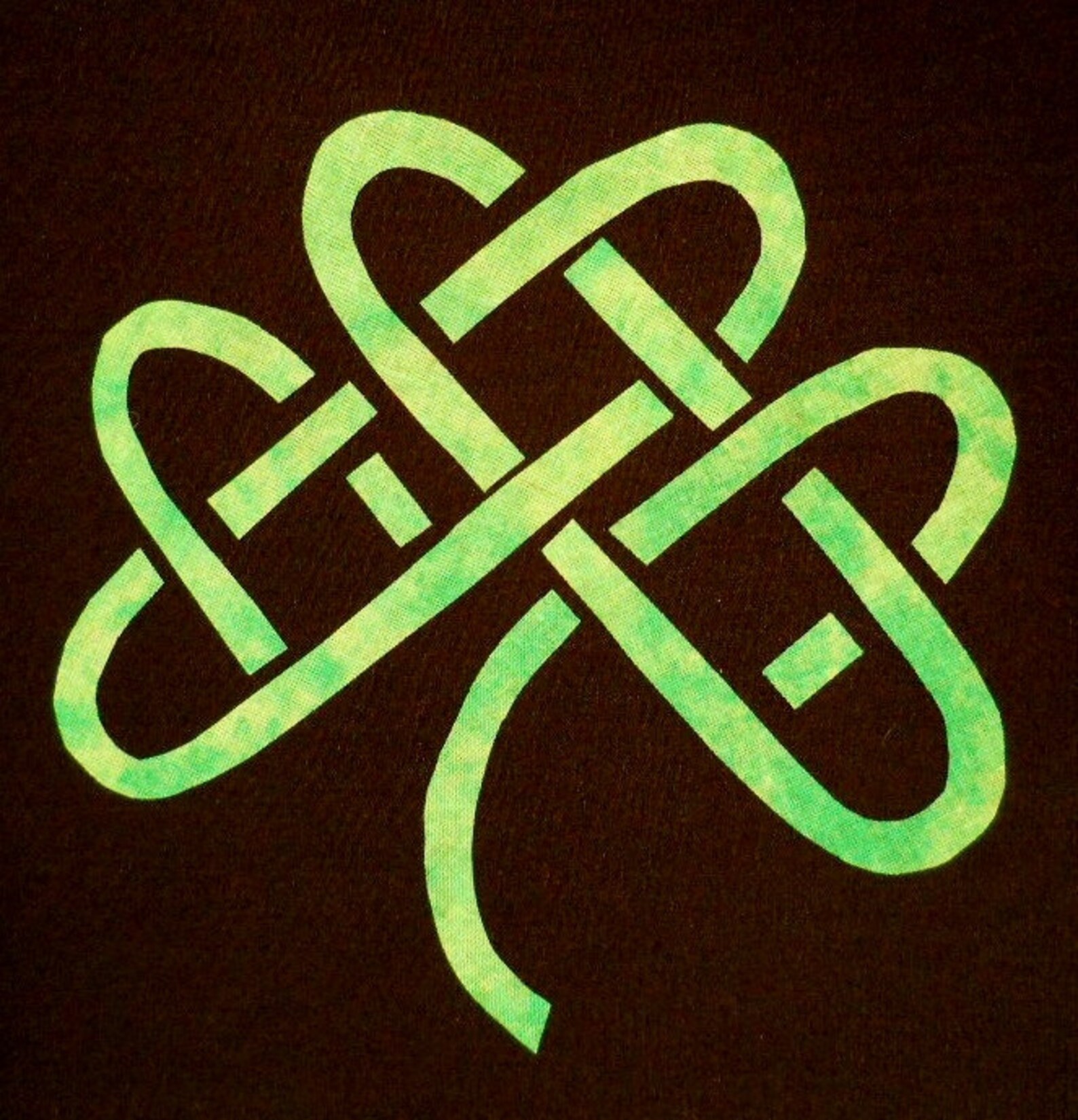 Celtic Clover Knot Quilt Applique Pattern Design easy | Etsy