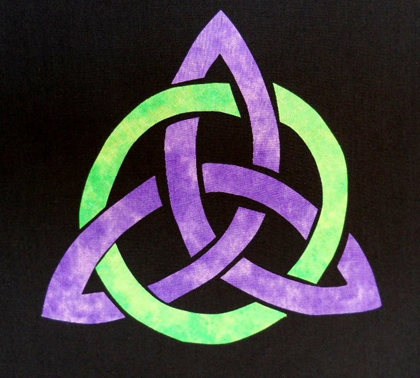 Easy Celtic Triquetra Quilt Applique Pattern Design - Etsy
