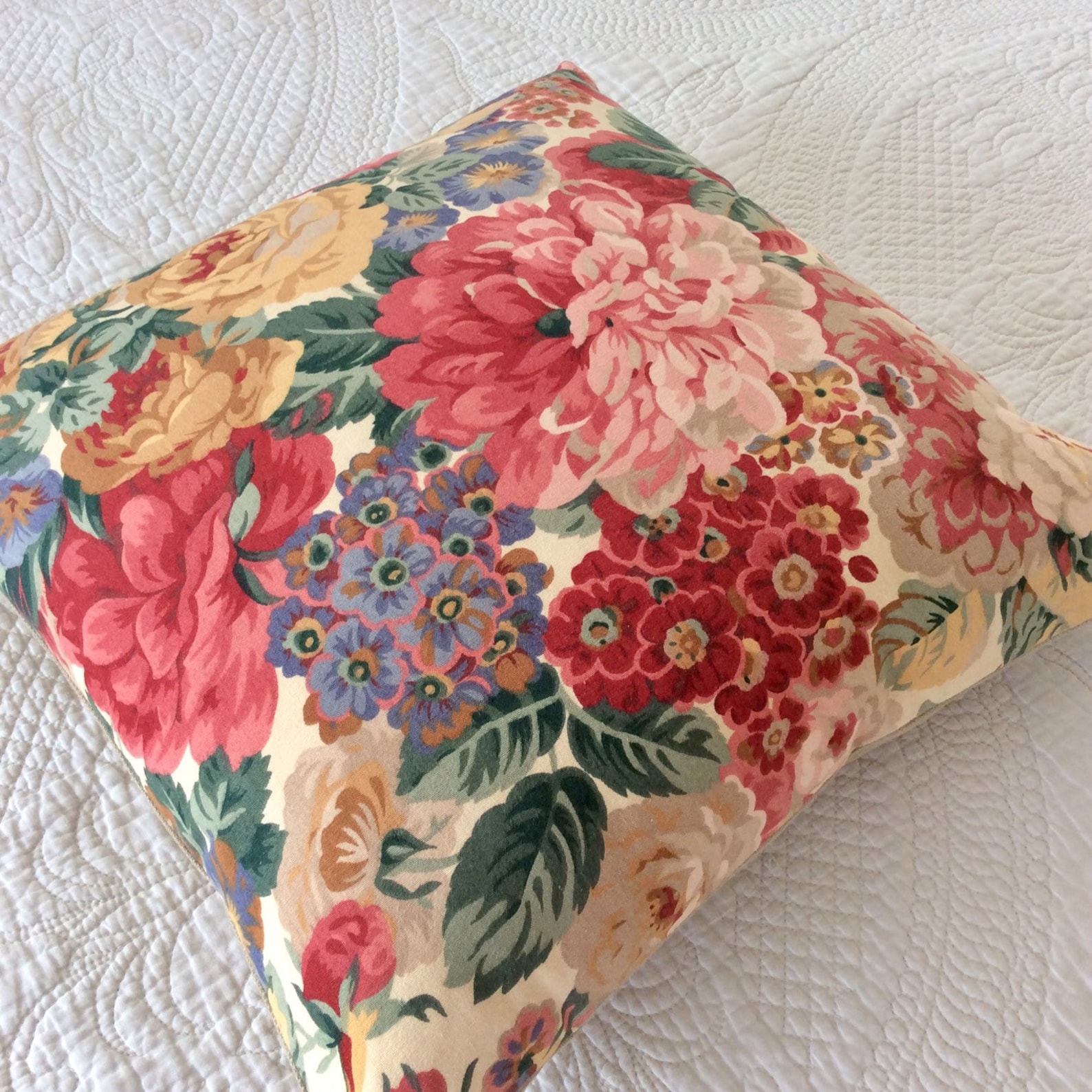 Sanderson rose and Peony Vintage Floral Fabric - Etsy