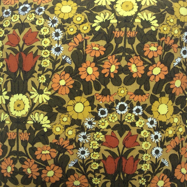 Pat Albeck daisy Chain Vintage Fabric Cushion | Etsy