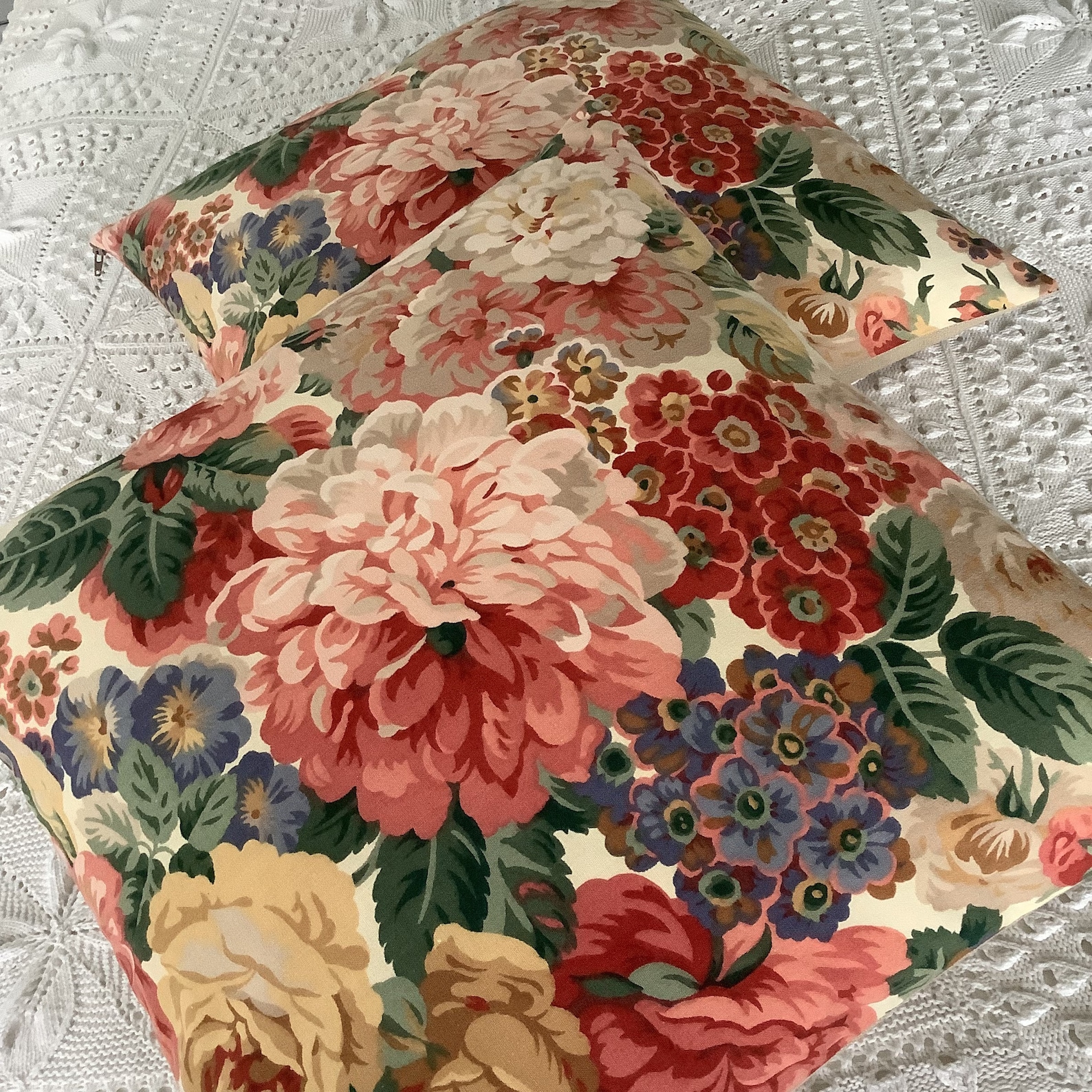 Sanderson rose and Peony Vintage Floral Fabric - Etsy