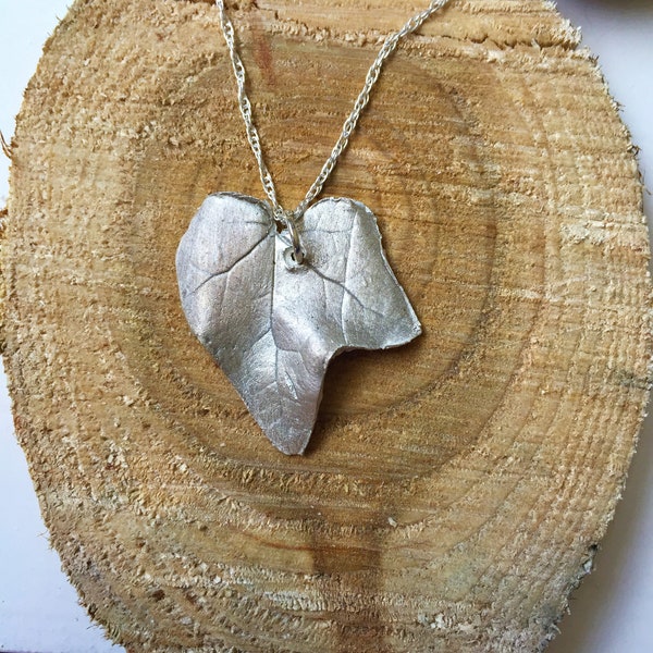 Ivy Leaf Necklace - Etsy