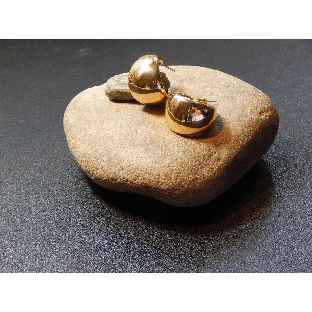 Art Deco Inspired High Polished Featherlite Golden Semicircle Open Hoop ...