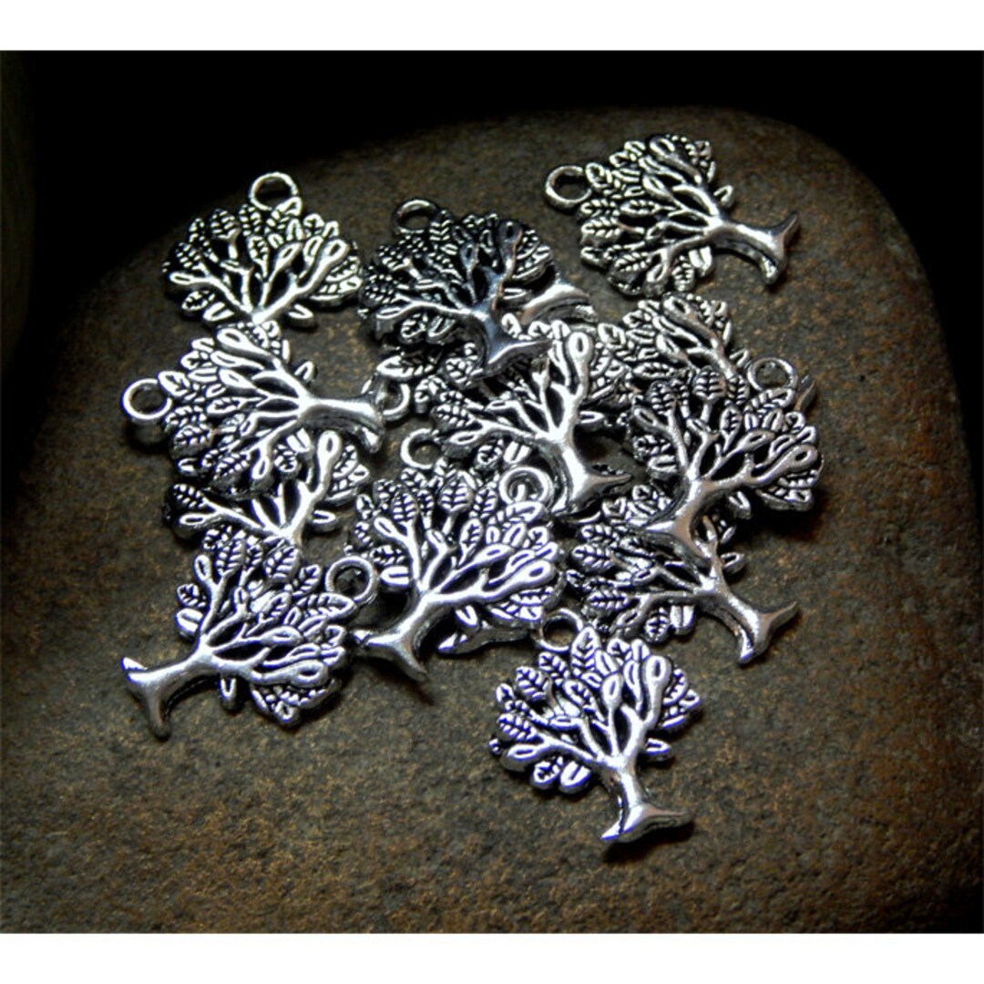 Elegant Antique Silver Finished Tree of Life Charms - Lot of 10 Charms ...