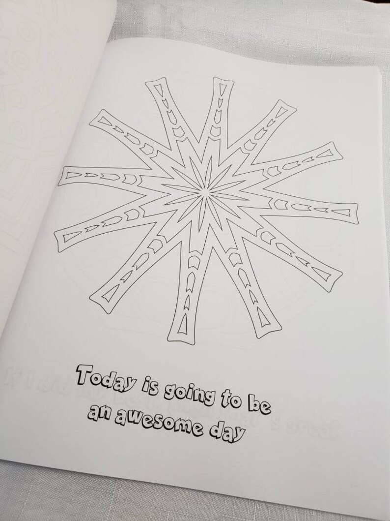 Colouring Book Bundle for Kids and Teens. Color 100 Positive ...