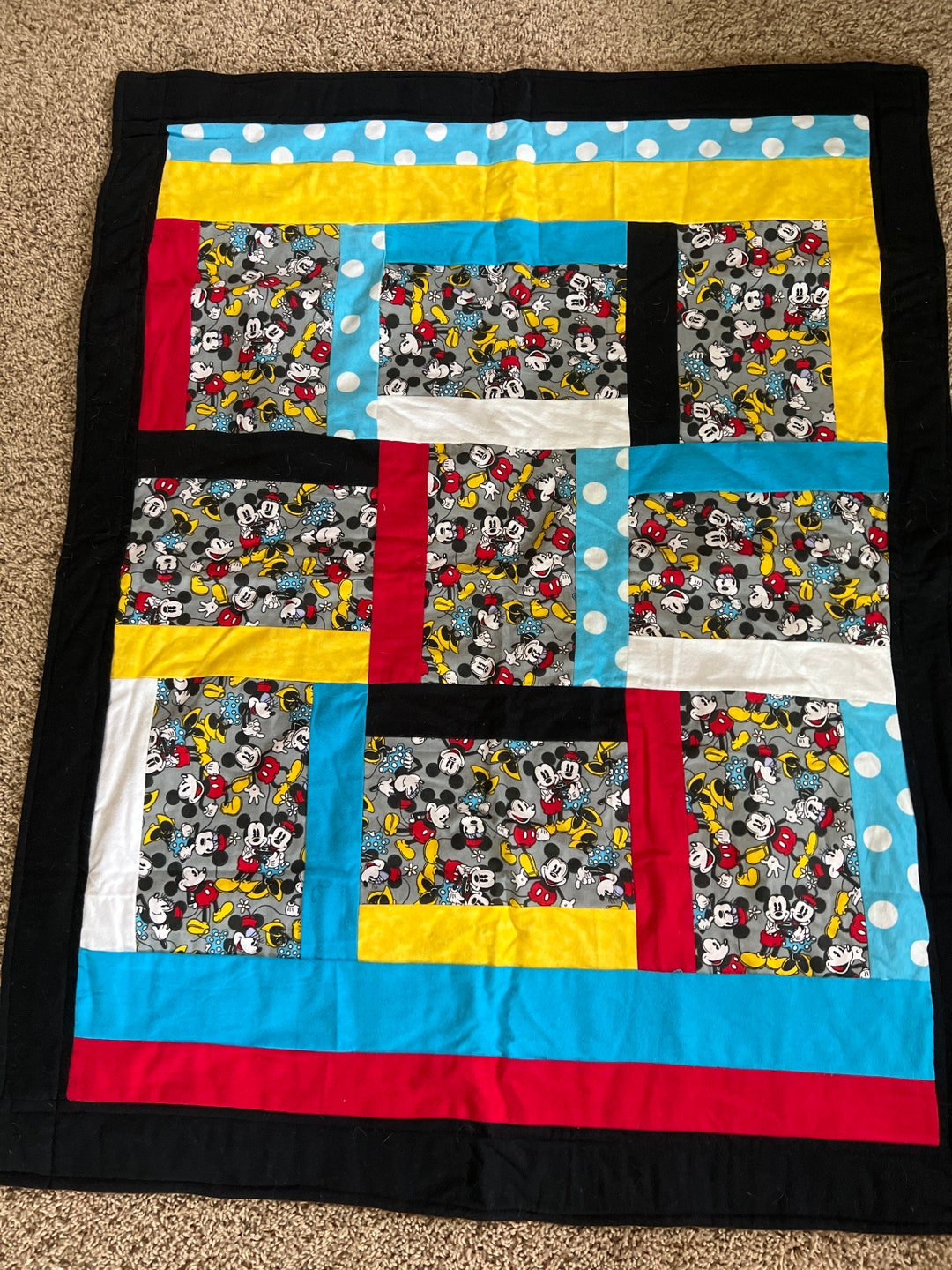 Mickey & Minnie Mouse Flannel Quilt. - Etsy