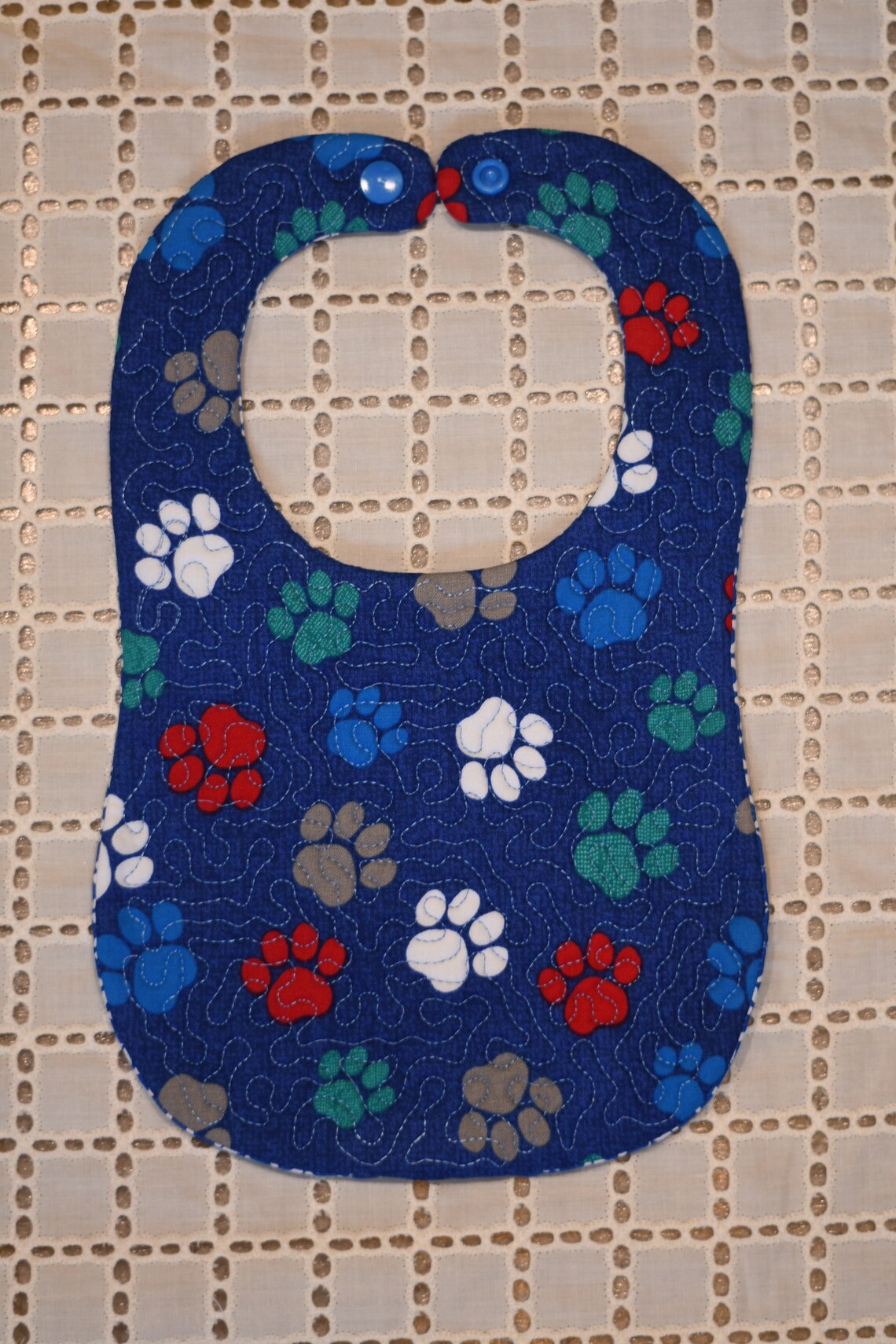 In the Hoop Baby Bib Stipple Embroidery Design File Pattern Machine ...