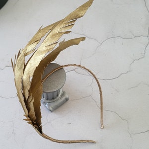 Gold Feather Design Fascinator, Leather Headpiece,blusher Veil ...