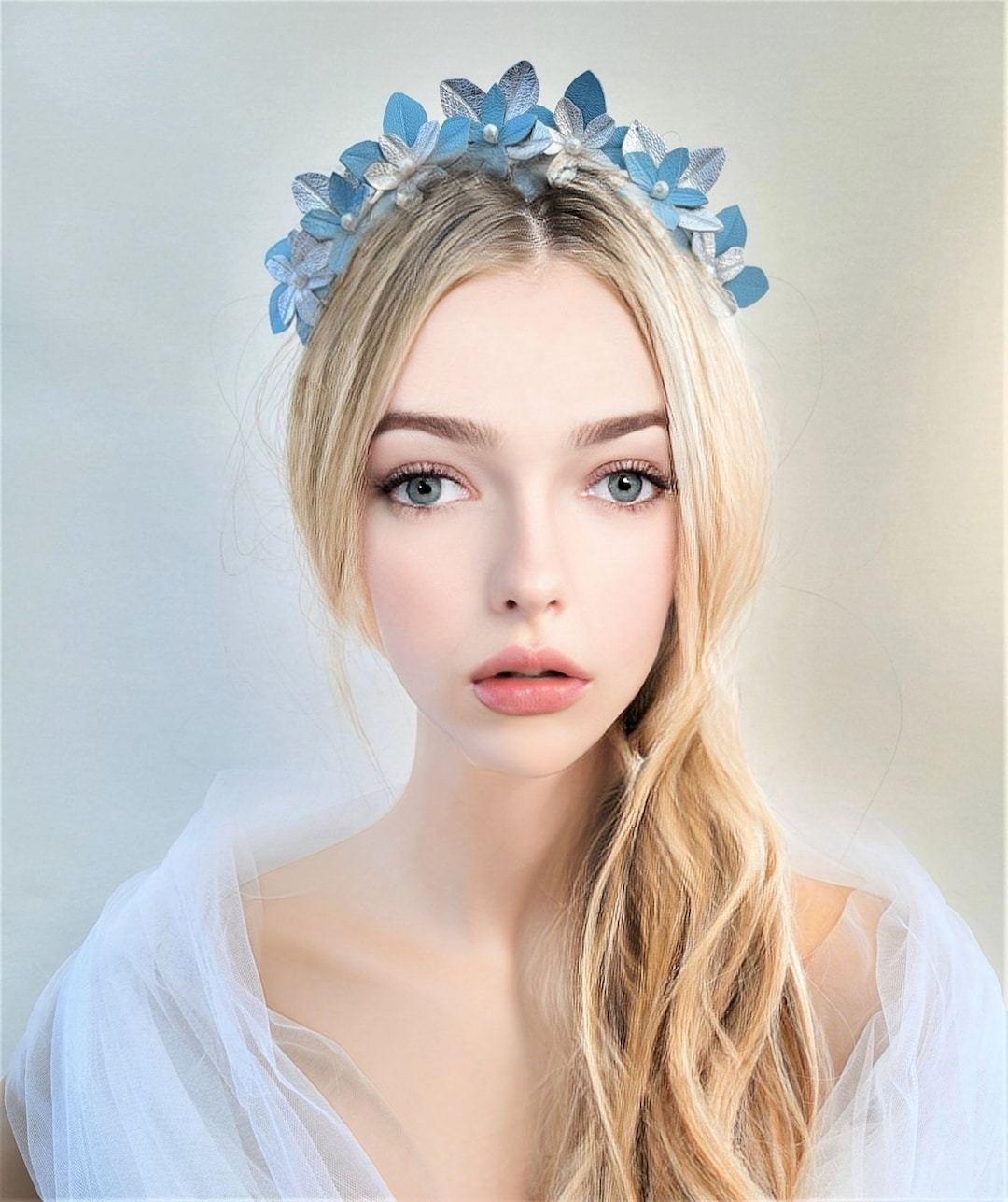 Silver and Blue Daisy Flower Fascinator, Headband, Crown, With Pearl ...