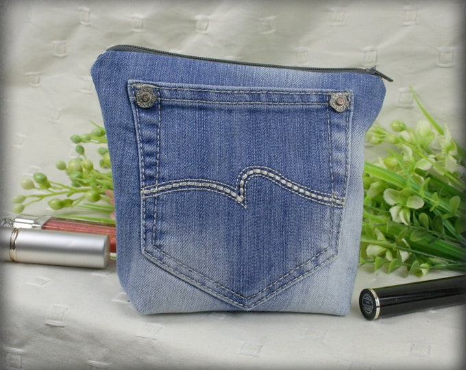 Denim Zipper Pouch // Makeup Bag // Boho Pouch Made From Upcycled Jeans ...