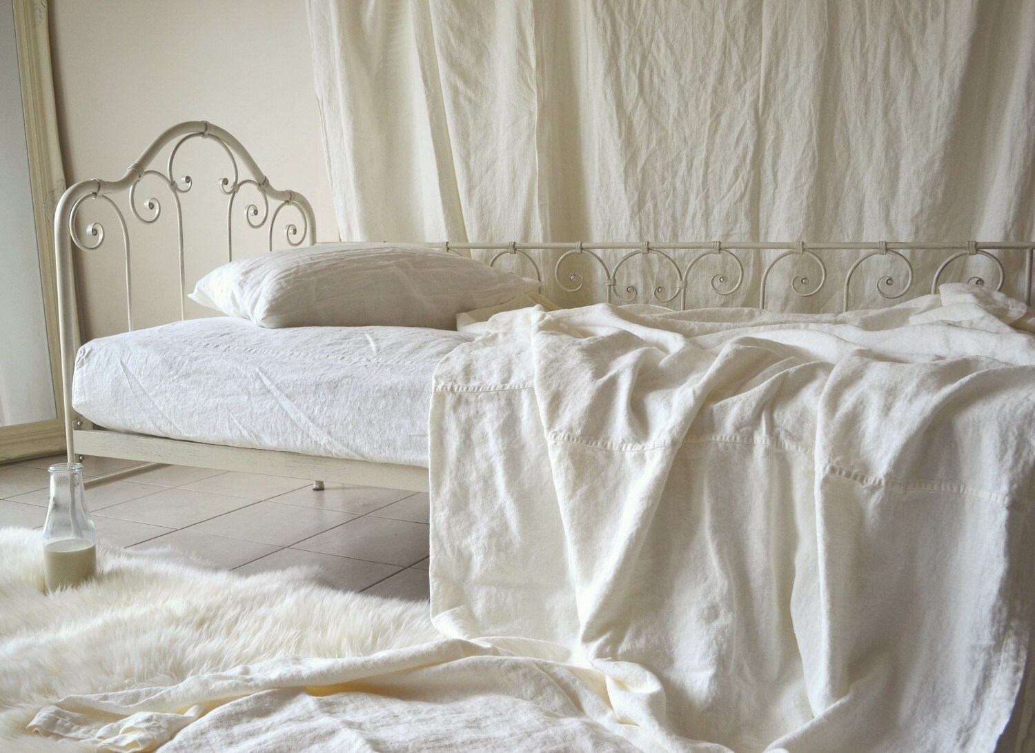 White Rustic Heavy Weight Linen Bed Cover/ Coverlet/ Linen - Etsy