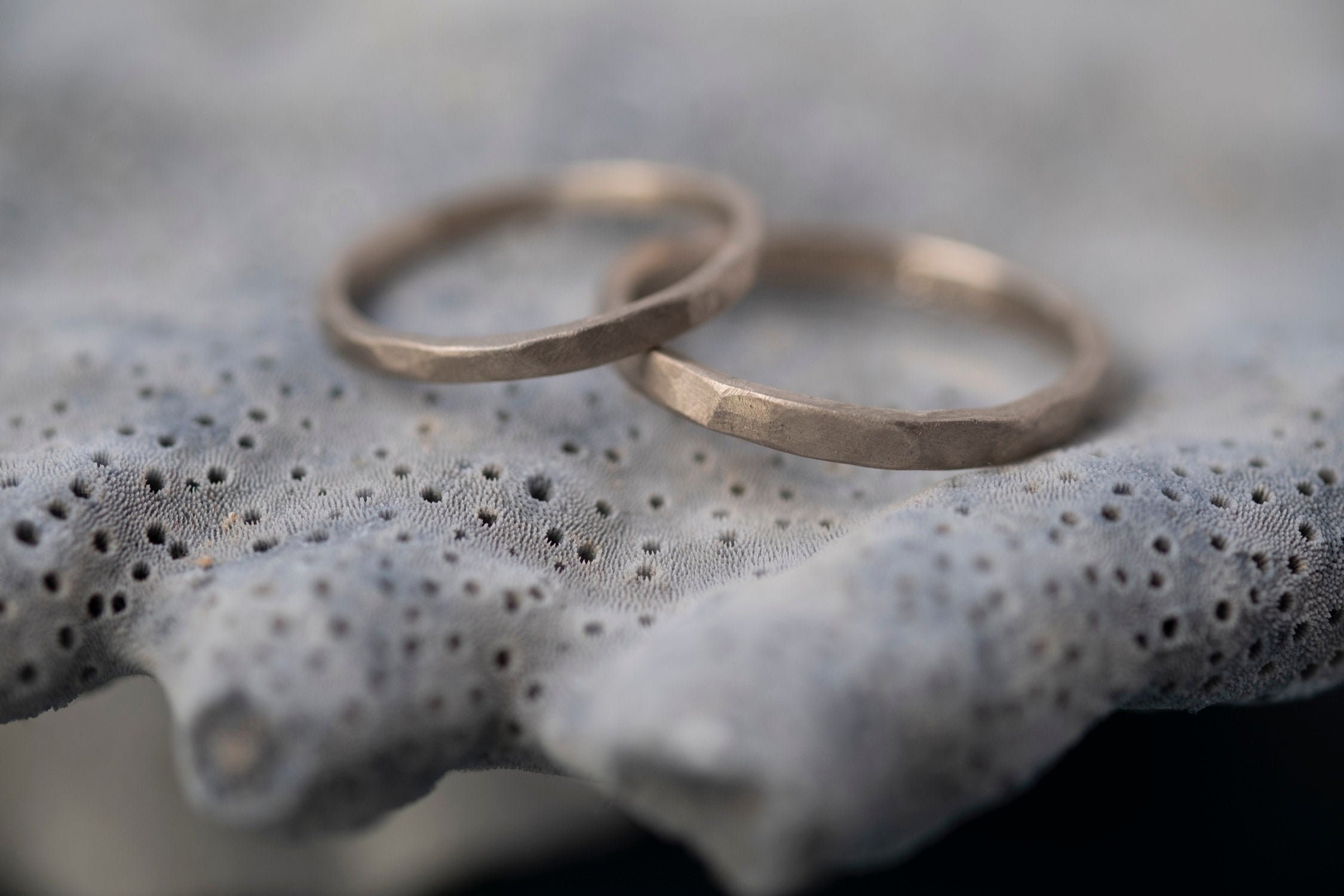 Los Beneficios De Elegir Anillos De Compromiso Y Matrimonio En Oro ... Los Beneficios De Elegir Anillos De Compromiso Y Matrimonio En Oro ...