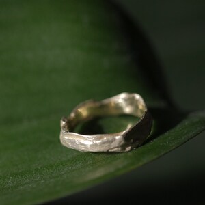 Organic Gold Ring, 14k Gold Plant Ring, Wedding Band Leaf Pattern ...