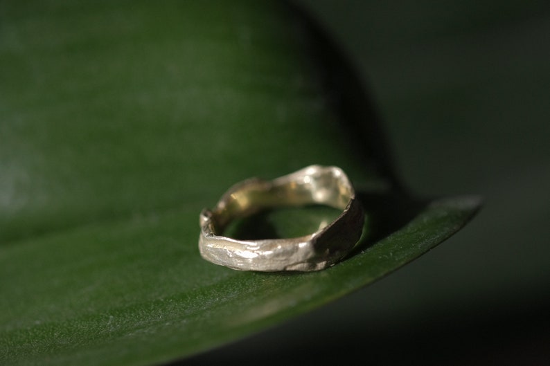 Organic Gold Ring 14k Gold Plant Ring Wedding Band Leaf - Etsy