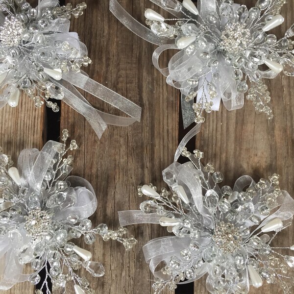 Winter Corsage - Etsy