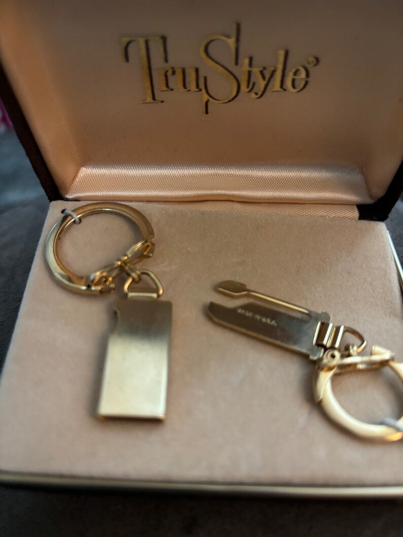 Tru Style Gold Plated Key Chain Double Key Chain Pull Apart Vintage OBO ...