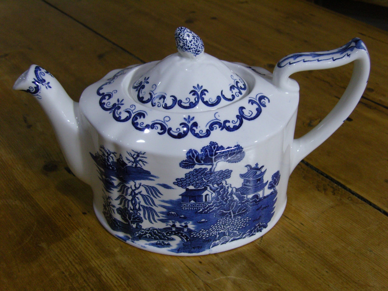 Mason's Ringtons Blue and White Willow Pattern Teapot - Etsy