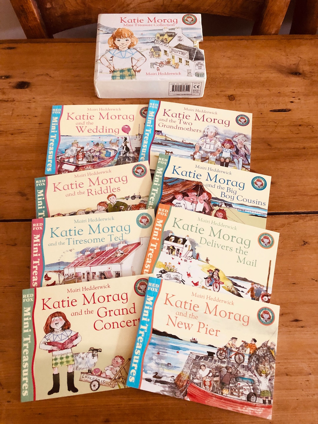 Katie Morag Mini Treasure Collection, Eight Katie Morag Story Books by ...
