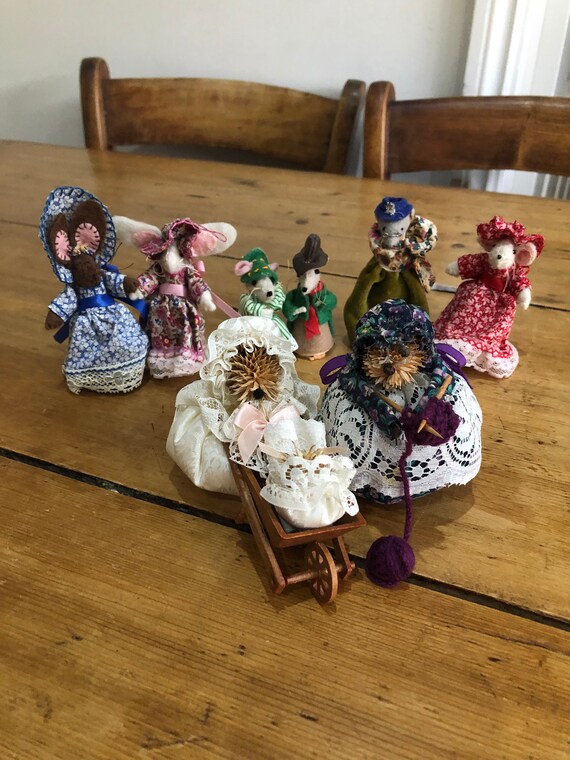 Vintage Selection of Teasel Hedgehogs and Hand Crafted Felt | Etsy