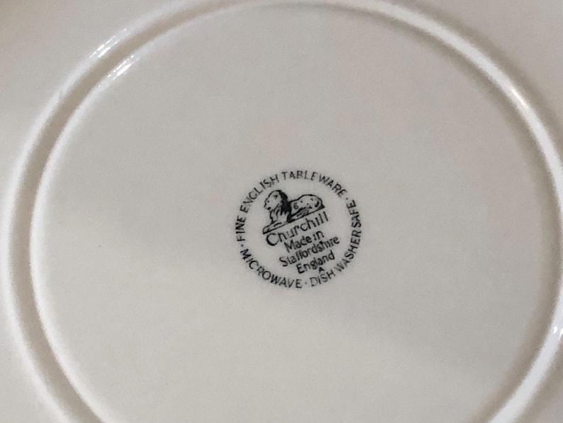 Vintage Churchill Blue Willow Pattern Plate - Etsy UK