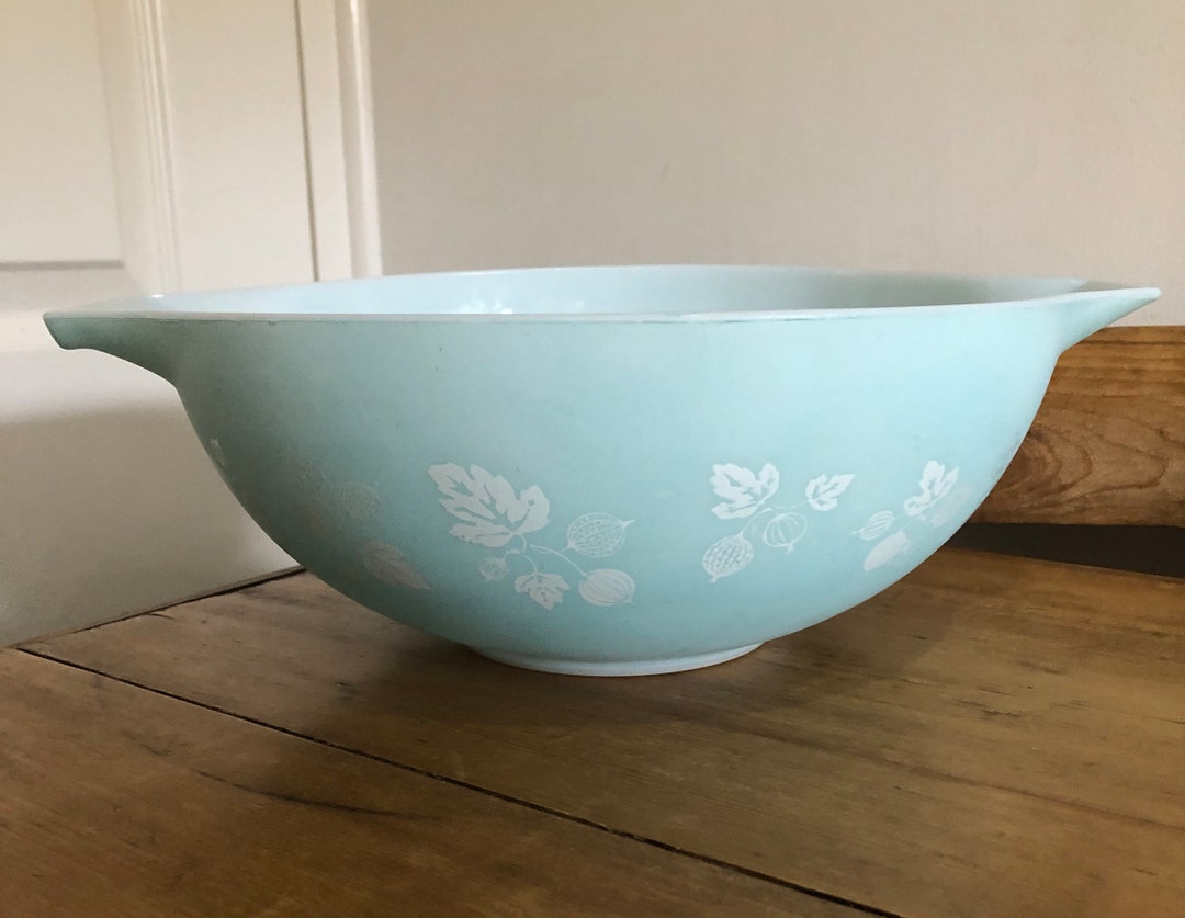 Pyrex Gooseberry Pattern Large Cinderella Mixing Bowl - Etsy