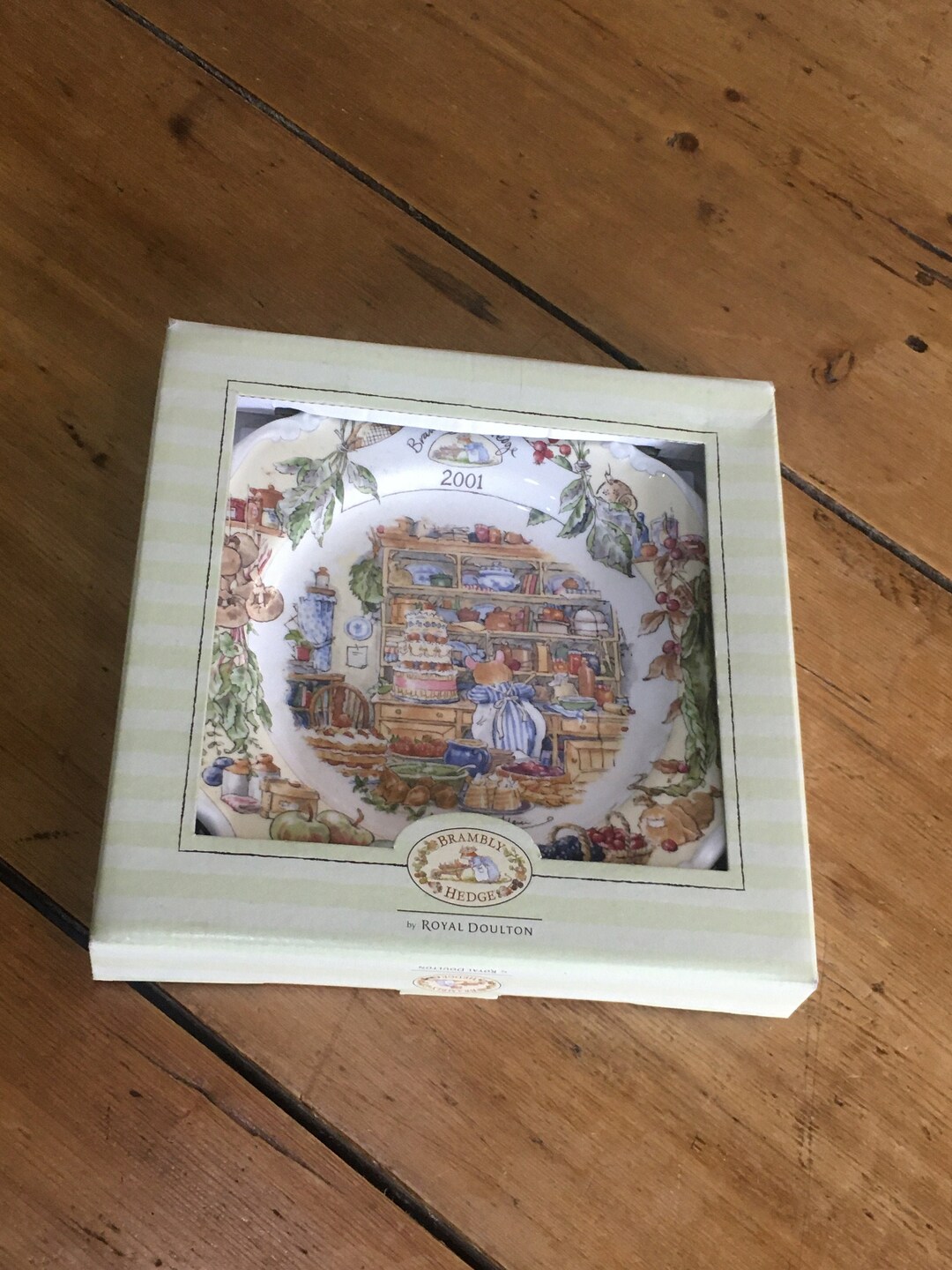 Brambly Hedge Kitchen Scene 2001 Year Plate - Etsy