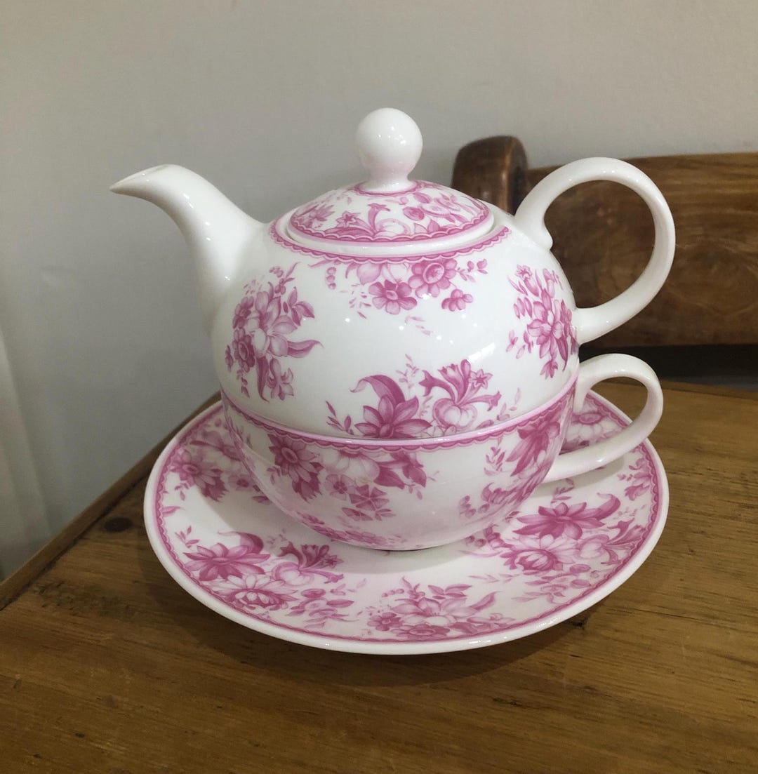 Whittard Pink and White Floral Pattern Tea for One, Teapot, Cup and ...