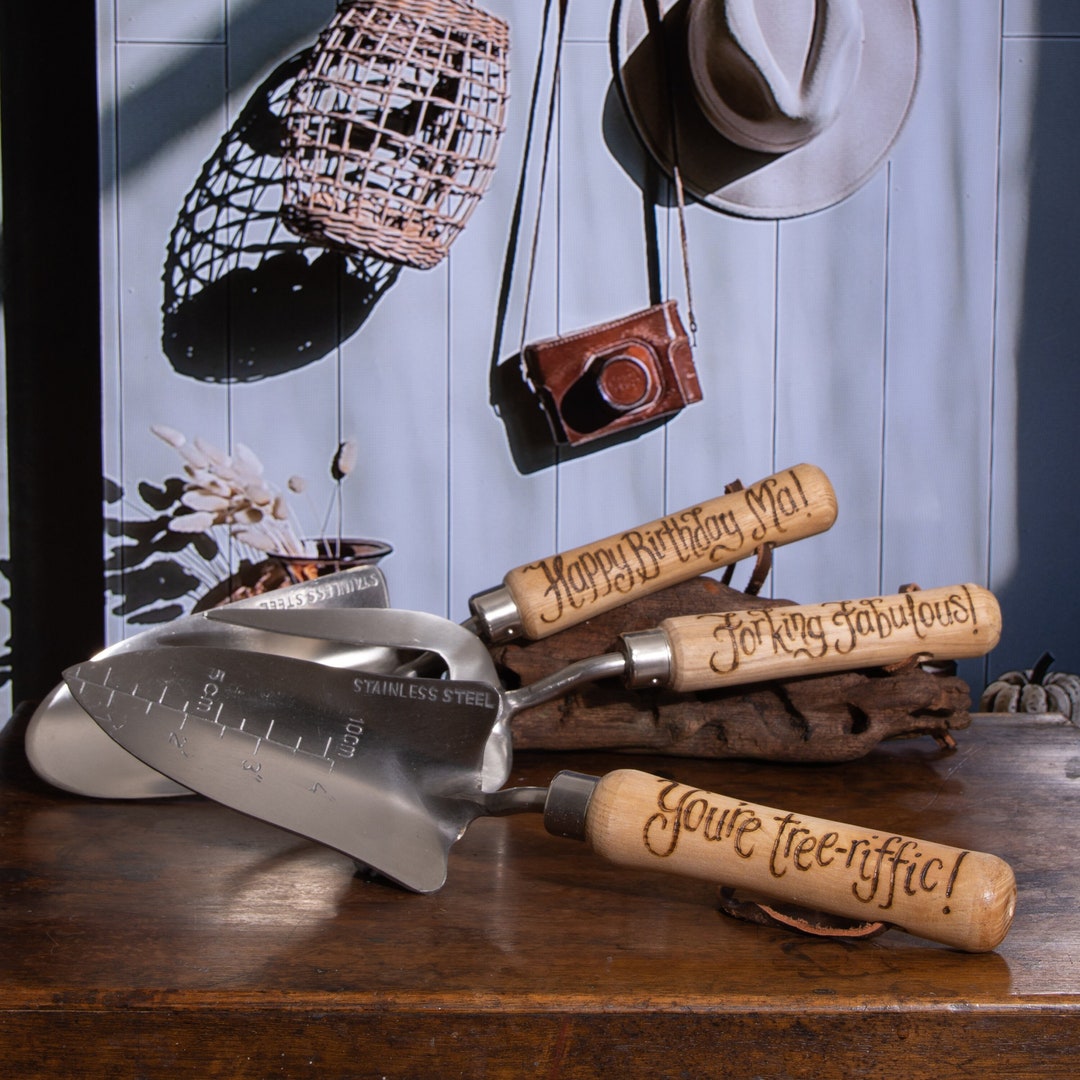 Hand Engraved Garden Tools Gift Set: Personalised Environmentalist ...