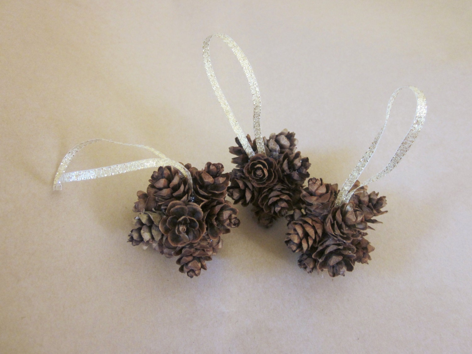 Mini Pine Cone Ball Ornament Set: Handmade Christmas Tree Decoration ...